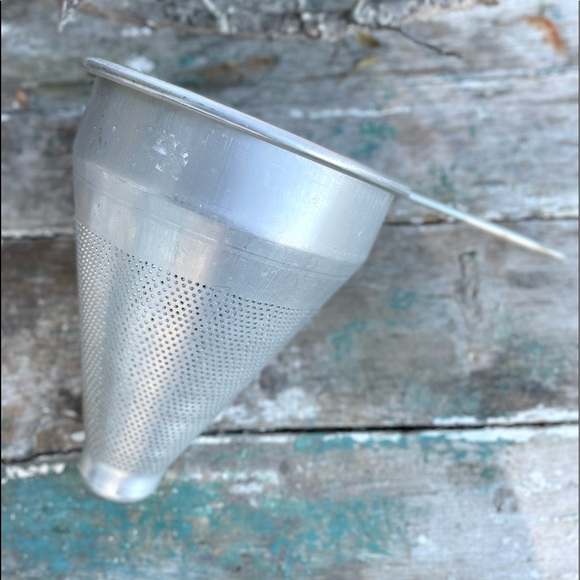 Kitchen | Vintage Aluminum Colander Strainer | Poshmark
